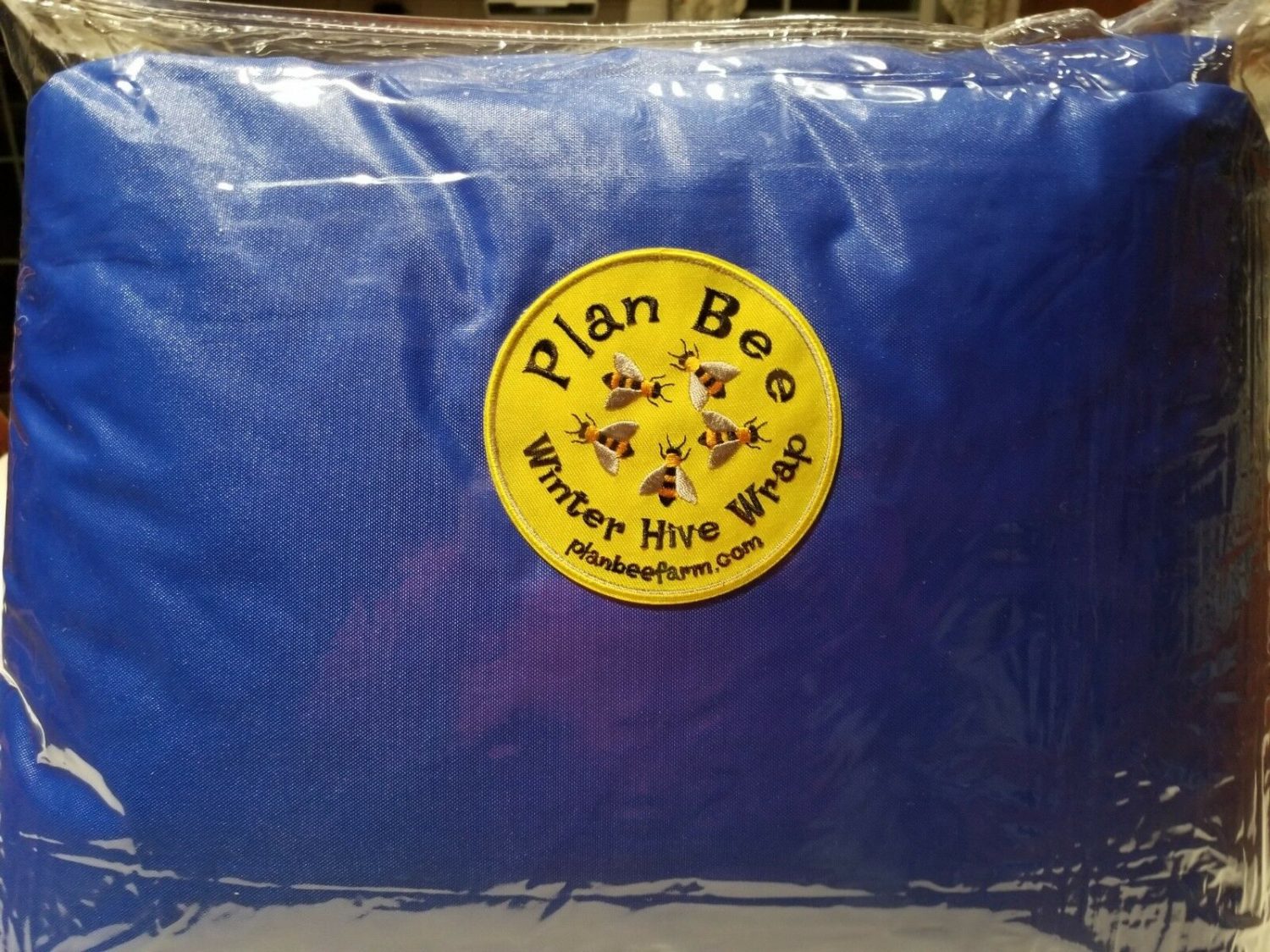 Top 7 Best Beehive Winter Wraps (2022) - BeeKeepClub